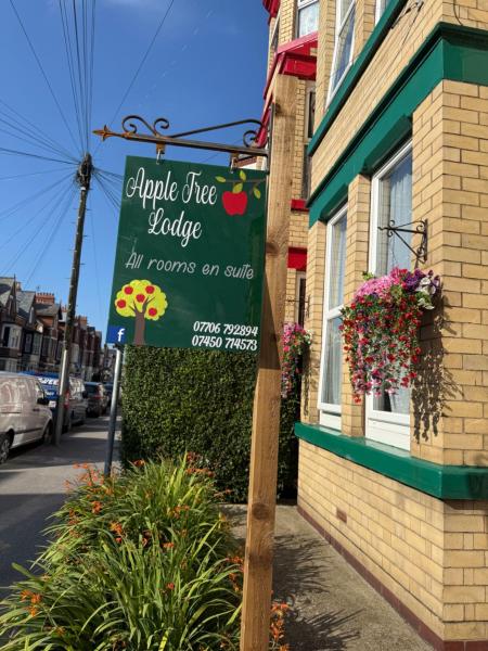 Apple Tree Lodge - Flamborough
