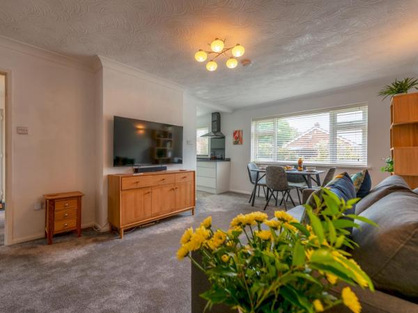 Silverdale Secret Gem With Private Garden Pass The Keys - Newcastle-under-Lyme