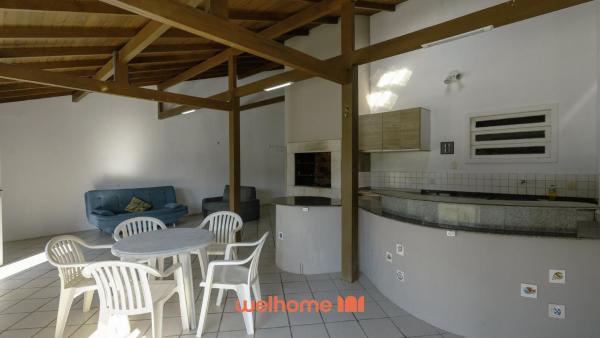 Espaço Com Churrasqueira Em Floripa 200m Da Praia - Florianópolis