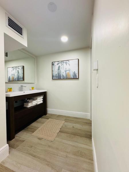 Melbourne Beach Resort & Surf Club - Melbourne, FL