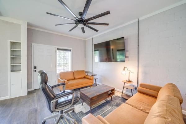 7 Mi To Dtwn Tulsa Dog-friendly Home With Yard - Tulsa, OK
