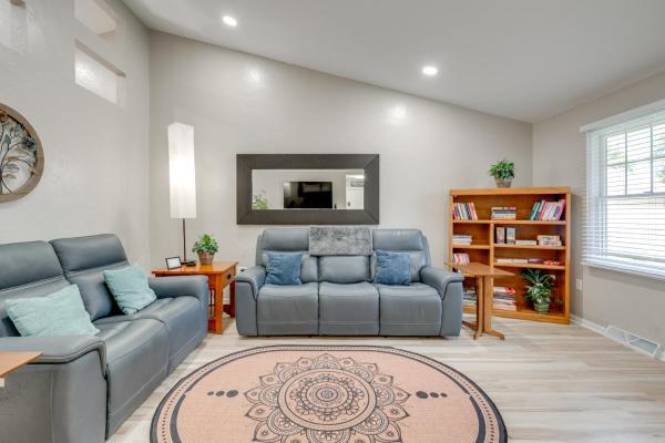 1 Mi To Beach Dog-friendly Condo In Lake Mills! - Marshall, WI