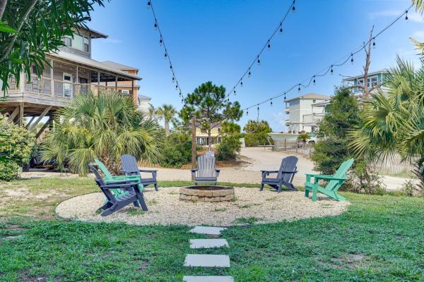Walk To Ocean Beach House With Pool In Port St Joe! - Cape San Blas, FL