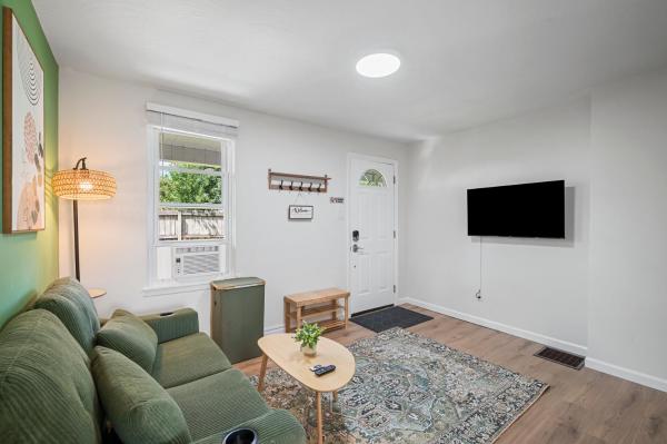 Cozy & Modern 1 Bdr Apt Natrona - Pennsylvania