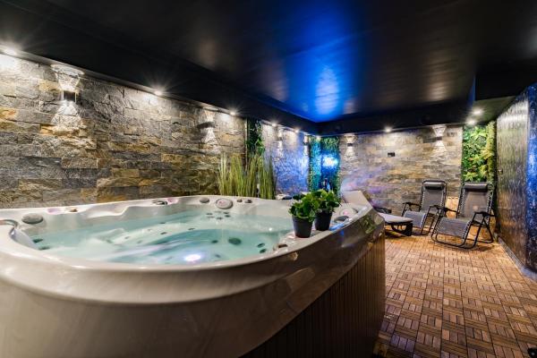 Rezydencja Wind Rose Luxury Aparthotel & Spa- With Private Sauna, Gym, Jacuzzi - 그다인스크