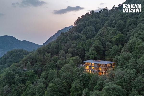 Stayvista At Glass Forest With Bonfire, Bbq - Mussoorie