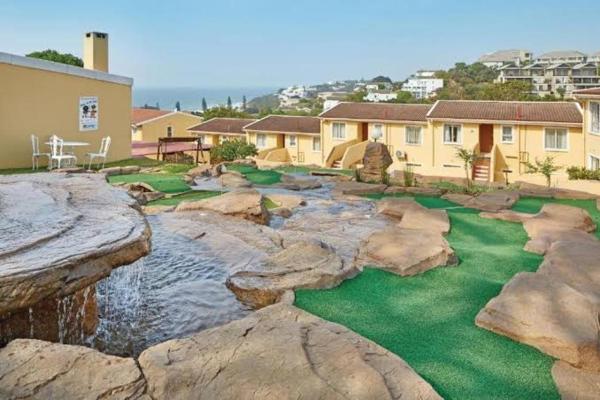 Chaka's Rock Beach Chalet 38 - Dolphin Coast