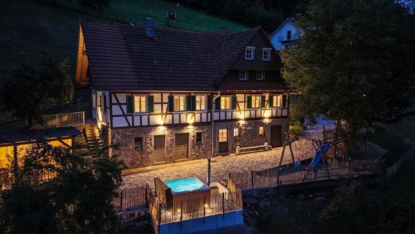 Ferienhaus Ottenhöfen - Sauna | Hot Tub - Oppenau