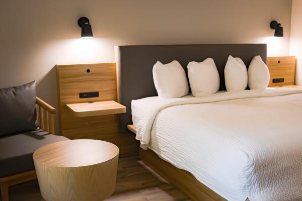 The Earl Of Sandwich Motel - Massachusetts