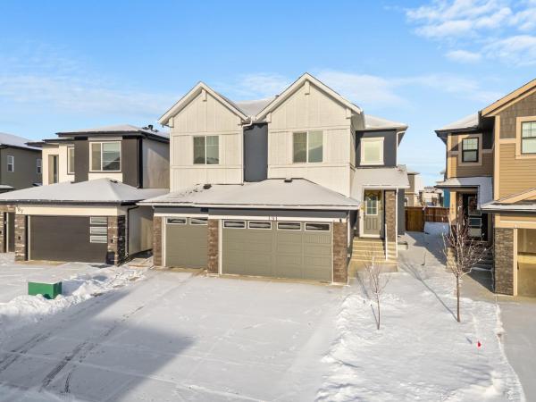 Lake Community Hideout - Chestermere