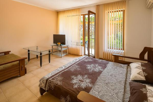 Marina Ville Private Studio - Sweti Wlas