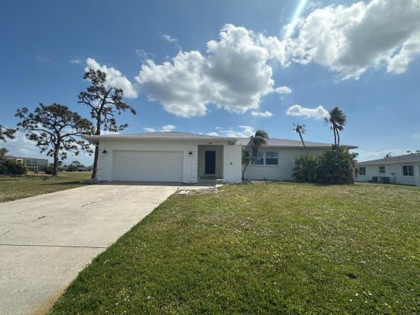 Beautiful 2-bedroom, 2-bathroom In Rotonda West - Manasota Key, FL