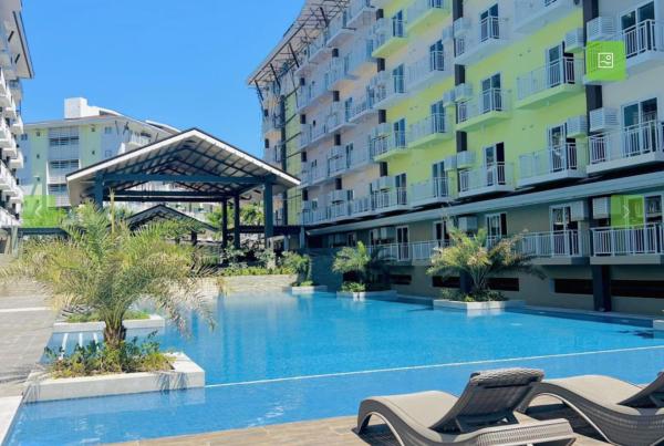 Condo Unit Near Mactan Airport With Pool, Gym, Free Wifi, And Netflix - Cebu