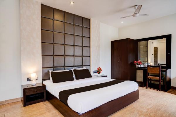 Super Townhouse Oak Guwahati Railway Station Formerly Niharika Guest House - Meghalaya