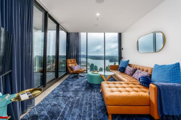 Luxury 1br Apt With Lake Views In Belconnen - Hosted By Canstay - Canberra