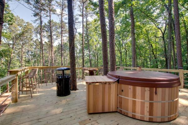 Amazing Tented Cabin With Hot-tub In Scottsboro, Alabama - 앨라배마