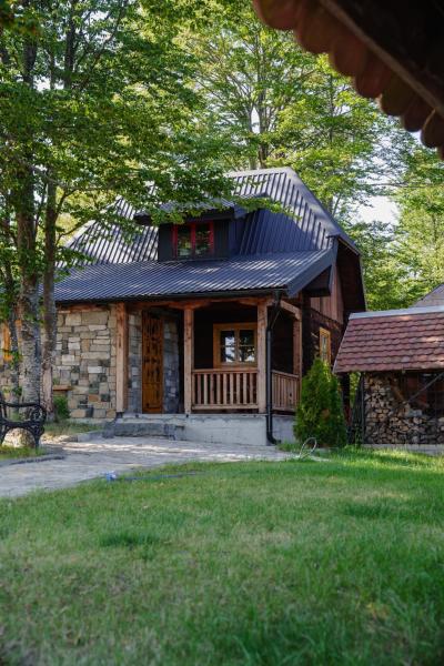 Brvnara Iverak - Mokra Gora