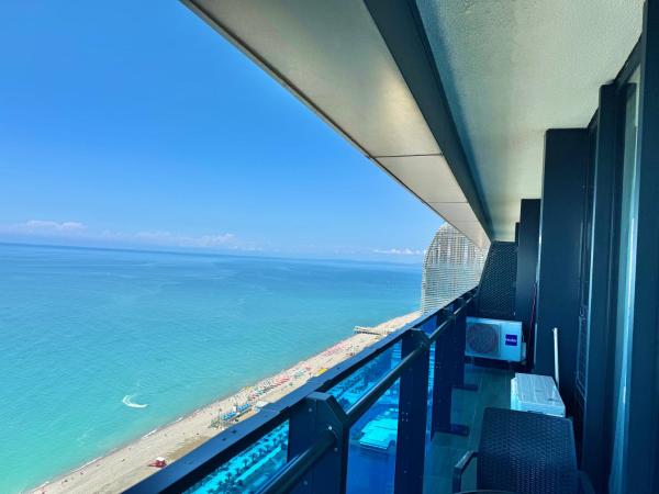 Skyland Hotelapartment - Batumi