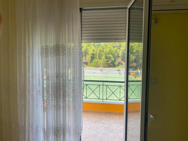 Qimo Apartment - Himarë