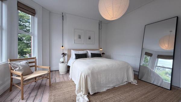 Spacious 4br Victorian Property W/ Outdoor Terrace - Belfast