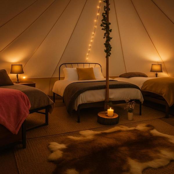 Huge Cozy Bell Tent With Tv And Heating - Caernarfon