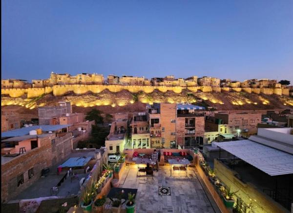 Hotel Oasis Haveli Jaisalmer - Jaisalmer