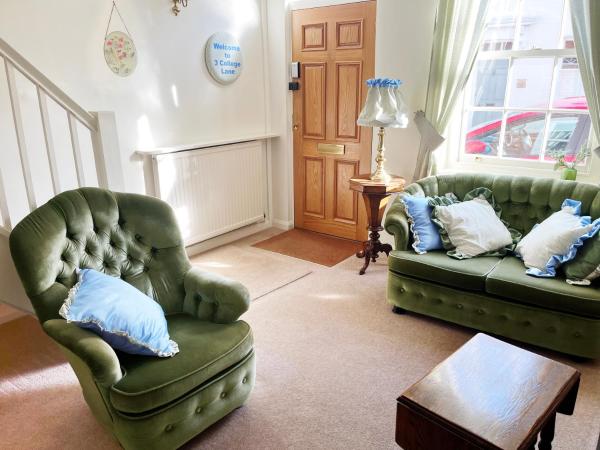 Traditional 2 Bedroom Cottage - Stratford-upon-Avon
