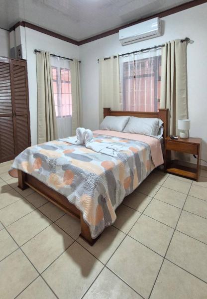 Velaz Guesthouse - Tambor