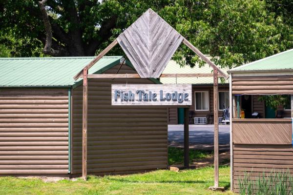 Fishtale Lodge Cabins - Tennessee