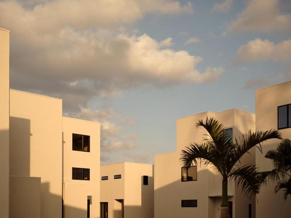 Uruumi Onna Pool Villa ｳﾙｳﾐ ｵﾝﾅ ﾌﾟｰﾙ ｳﾞｨﾗ -公式- - Okinawa