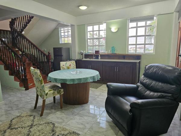 Elegant 2 Bedroom Near Roseau Morne Daniel - Dominique