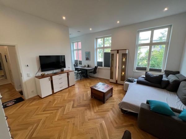 Exklusive Altbauwohnung Mit Arbeitsplatz We5 - Halle an der Saale