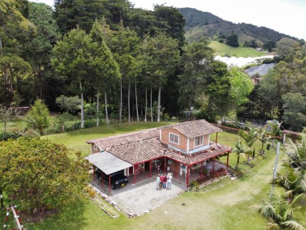 Finca Villa Isaura, Carmen Del Viboral - La Ceja