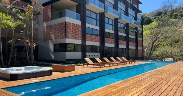 Bee Suites San José - Santa Ana - San José
