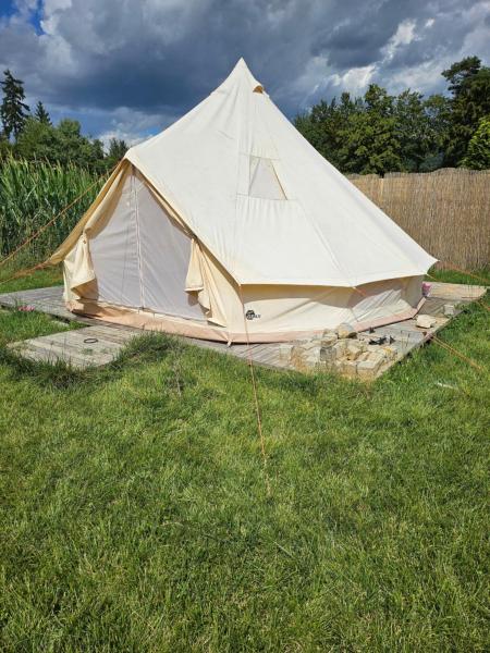 Glamping Gozdna Jagoda - Ljubljana