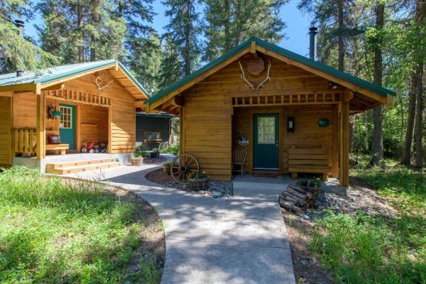 Fishing Escape In The Woods - Eureka, MT