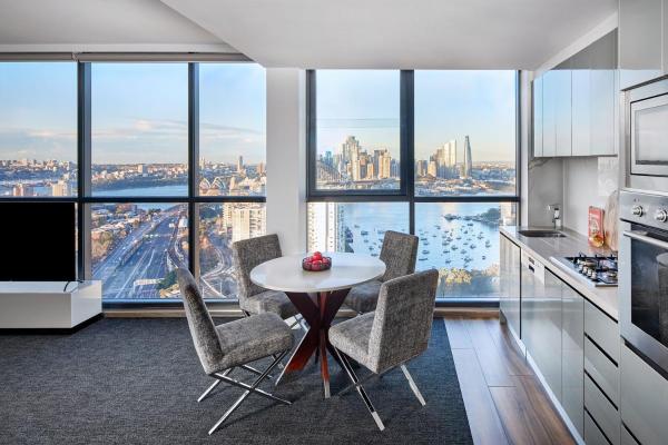 Meriton Suites North Sydney - Camperdown