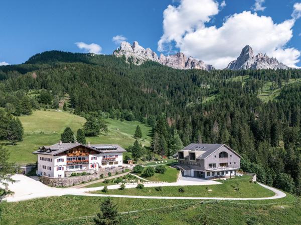 Hotel Bewaller - Obereggen