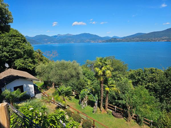 Mid Of Nature ' Bella Vista Lago Maggiore Charmant Mit Traumhaften Seeblick, Terrasse Und Großen Garten - Ghiffa