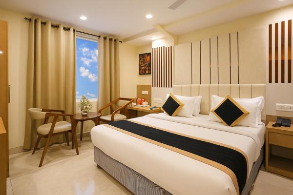 Hotel Worth - 1 Minute From Connaught Place & New Delhi Station - New Delhi