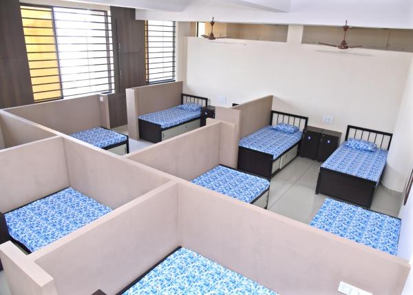 Dwarka Yatri Niwas - Kolhapur