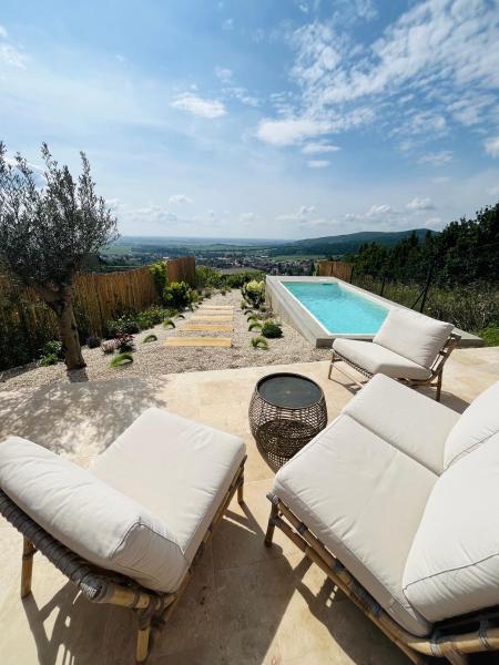 Apartment With The View And Private Garden - Pezinok