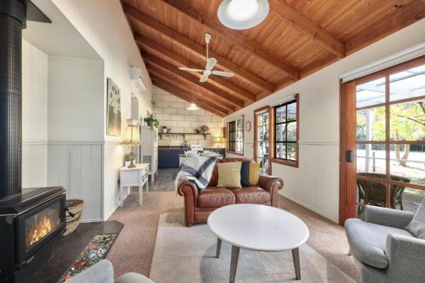 Jamieson Cottages - All Four - Eildon