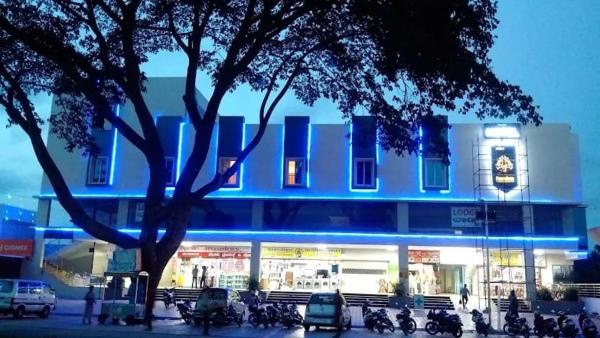 Hotel Santalum International Lodging & Boarding - Kodagu