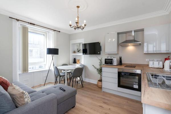 Vacant Nest Central Location Wifi & Shops - Hawick