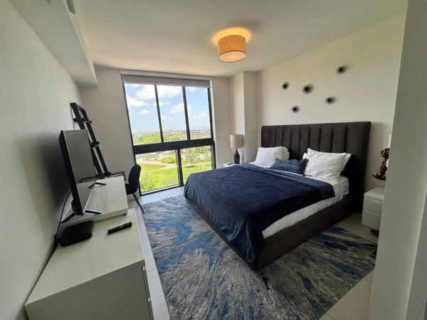 Esplendido Doral - Doral, FL