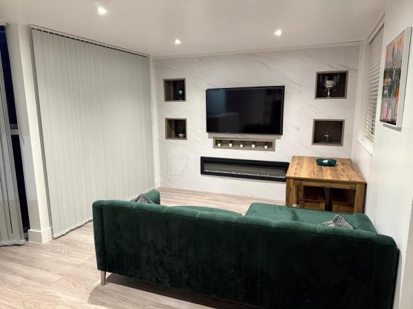 Edgewood Mews - Barnet