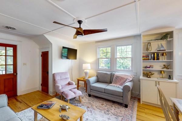 Town Of Rehoboth Beach --- 40 Olive Ave Unit #2 - Rehoboth Beach, DE