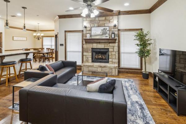 Gorgeous 4br Dakota Springs Home Home - Carousel, Abilene