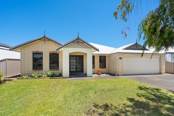 Golden Summers - Dunsborough Beach Escape - Yallingup